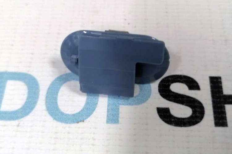 Зажим-клипса для обшивки Лада Веста, Рено, Ниссан, Опель и др., 7703077477